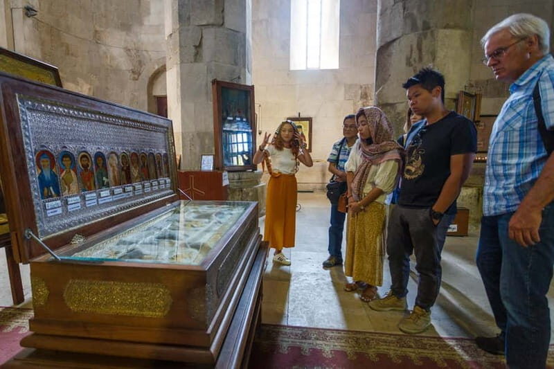 Kutaisi, Wine & Dine - group tour around the city