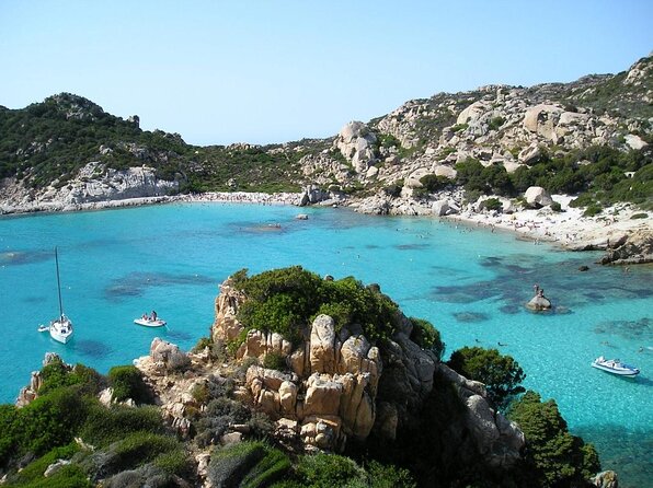 La Maddalena Archipelago Tour with Motorboat DC12 - Key Points