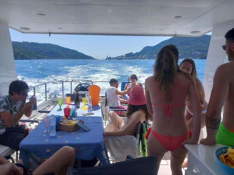 La Spezia:Portovenere & Islands sunset boat trip with dinner