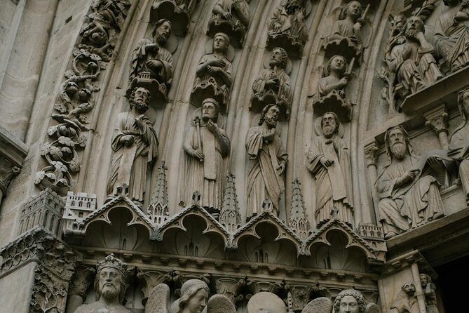 Le Grand Tour Half Day Private Walking Tour All the Main Sites - Key Points