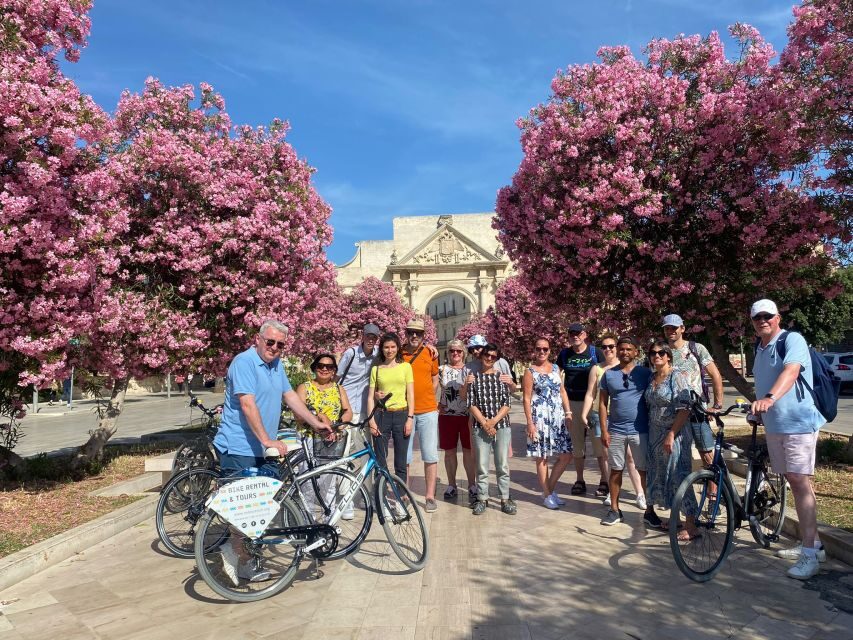 Lecce: City Highlights Guided Tour by Bike
