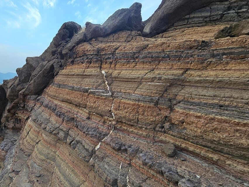 Light Hike with Local Guide - Why a Guided Tour Adds Value