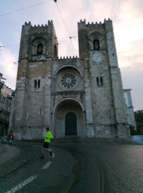 Lisbon: Early Morning Running Tour with Breakfast - Who Will Love This Tour?