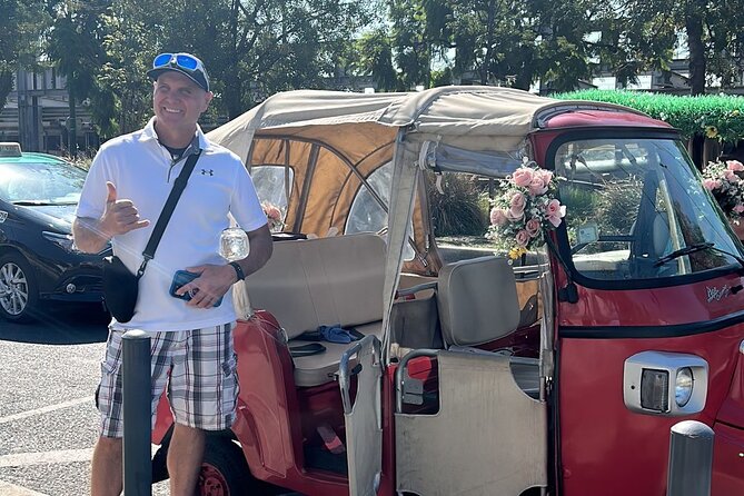 Lisbon Tuktuk Tour With Pickup - How the Lisbon Tuktuk Tour Operates