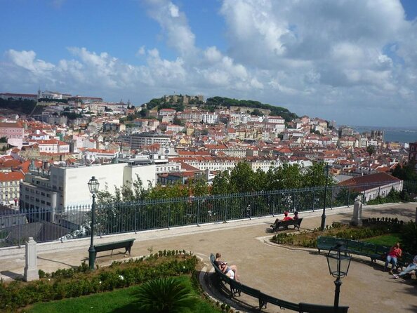 Lisbon Viewpoints Tuk Tuk Tour - Introduction