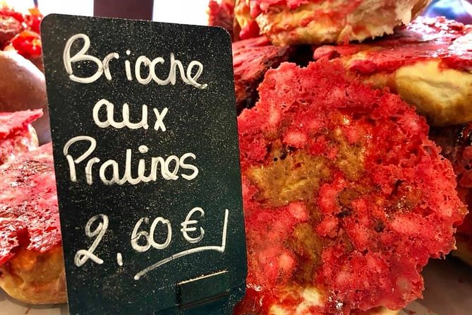 Lyon Old Town Food & Wine Tasting Tour including a Bouchon Lyonnais - Key Points