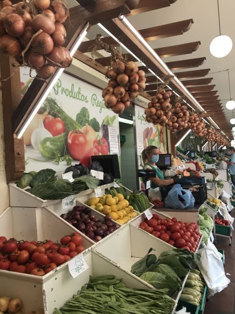 Madeira: Guided Foodie Walking Tour with Tastings and Wine