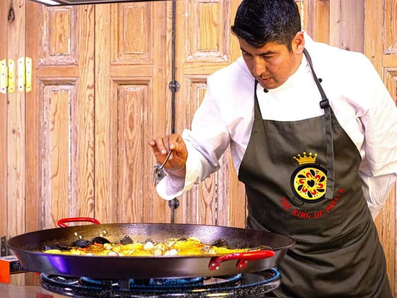 Madrid: Paella and Sangria Workshop with Tapas