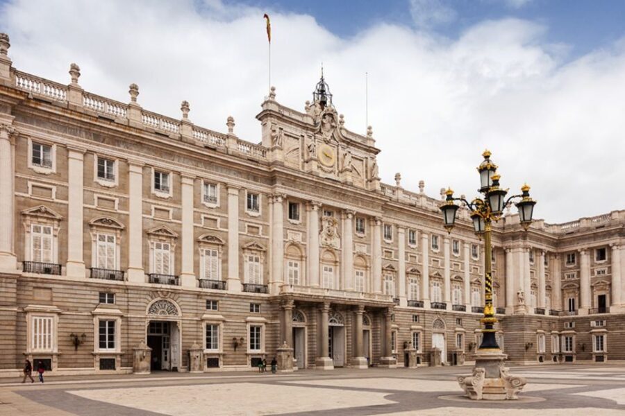 Madrid: Royal Palace VIP Tour with Skip-the-Line Ticket - What We Loved About the Experience