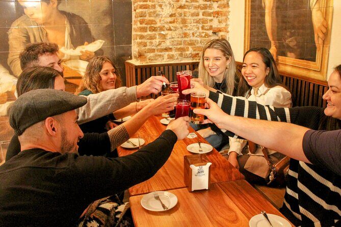 Madrid Tapas, Wine and History Tour