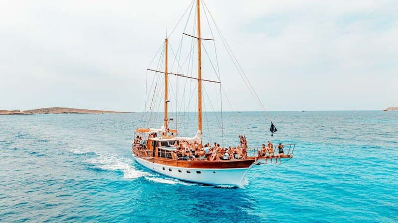 Malta: Blue Lagoon & Sea Caves Boat Trip & Gozo Buggy Tour