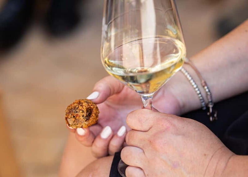 Marsala: Caruso & Minini wine tasting and scents from the vegetable garden
