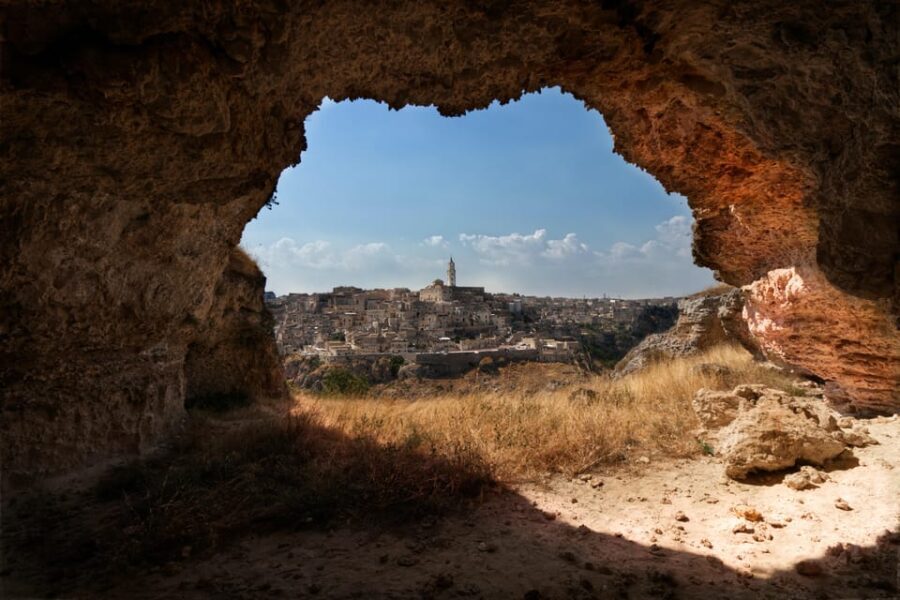 Matera: Private or Group Walking Tour & Cave House Admission
