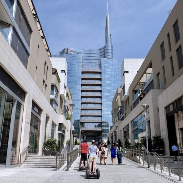 Milan: SEGWAY Tour with Live Tourist Guide 2 hours & half