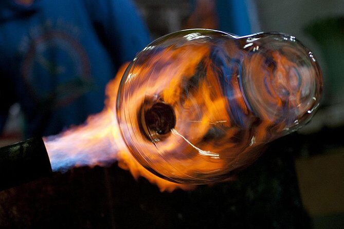Molten glass magic - Glassblowing class - PRIVATE - The Hands-On Experience