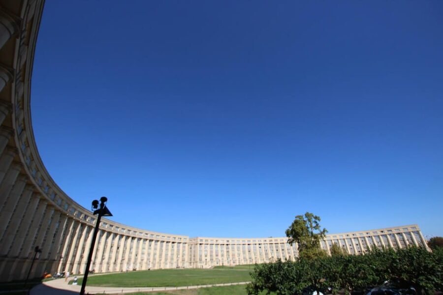 Montpellier private guided city tour