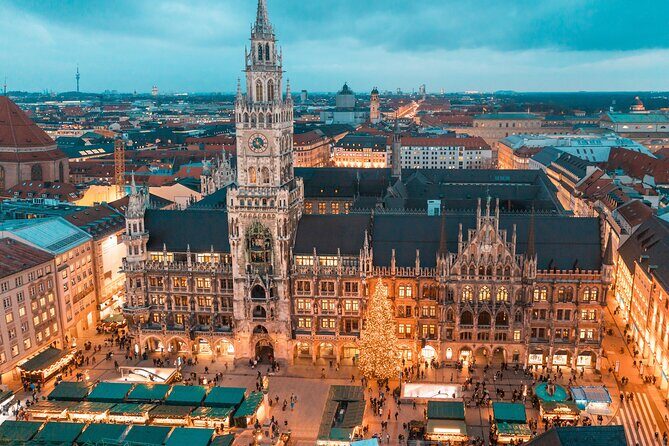 Munich:Christmas Market Hopping with Sightseeing Tour