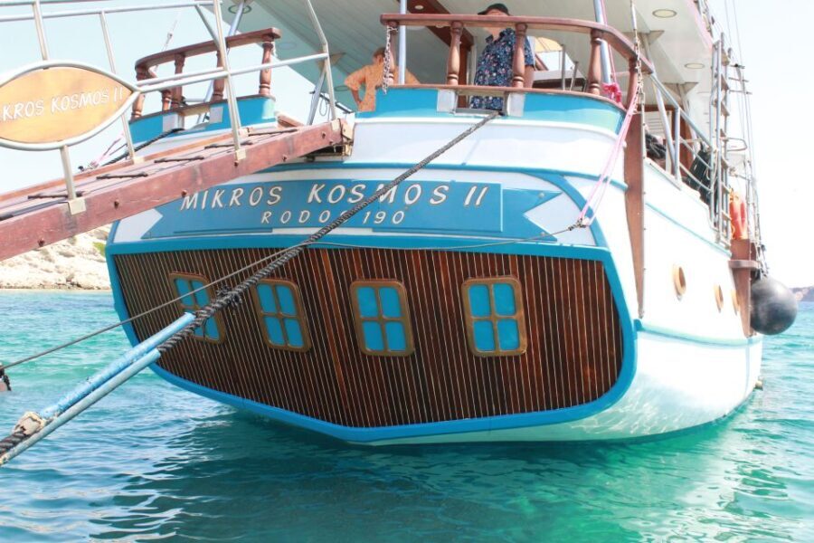Naxos: Cruise to Rina Cave & Ano Koufonissi with BBQ Lunch