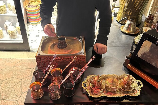 Night & Street Food Tour - Introduction