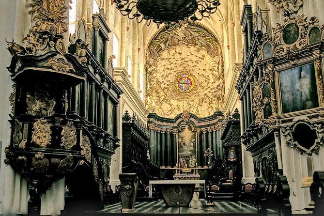 Oliwa Cathedral in Gdansk & Trip to Park - 2h private trip by luxury car