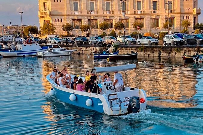 Ortigia Island and Sea Caves Boat Tour with Prosecco - Ortigia Island and Sea Caves Boat Tour with Prosecco: A Practical Review