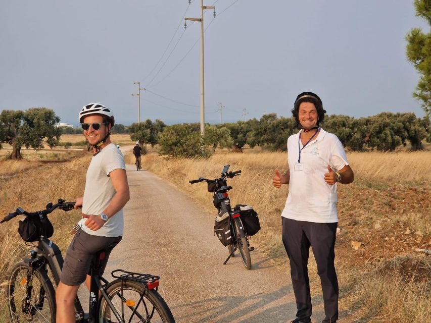 Ostuni e-bike tour. The olive trees and a local oil mill