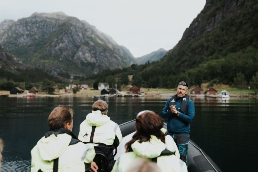Øystese: Hardangerfjord RIB safari to the Fyksesund branch