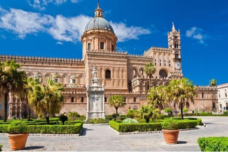 Palermo : Historic Markets & monuments Walking Tour