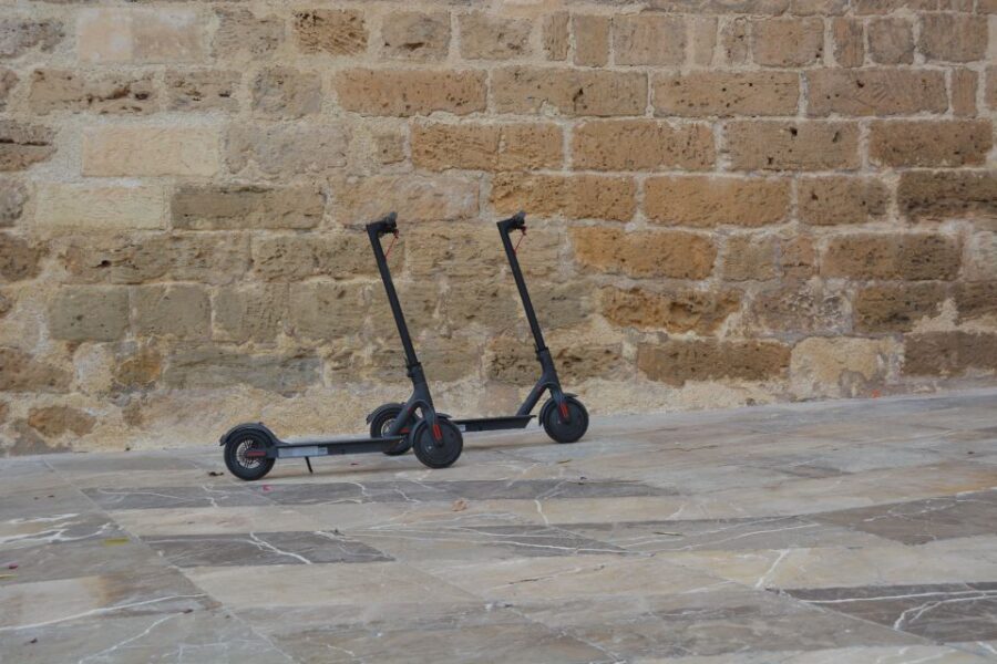 Palma de Mallorca: E-Scooter Rental