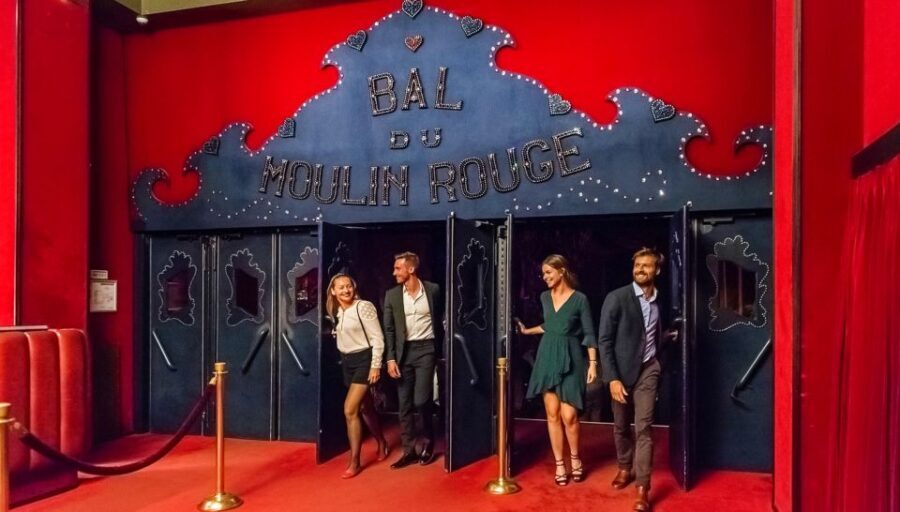 Paris: Evening Sightseeing Tour and Moulin Rouge Show - The Authentic Paris Night Out