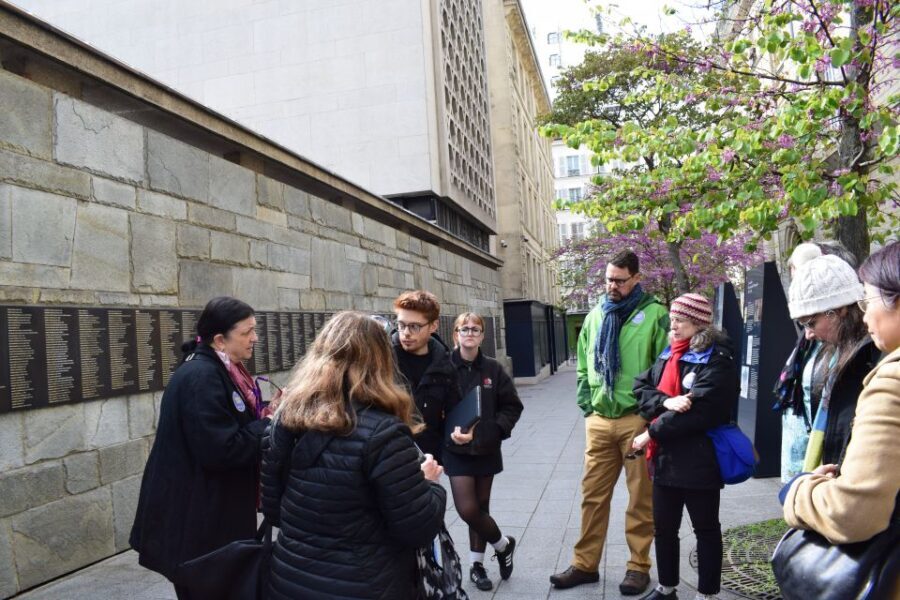 Paris: Le Marais District Jewish History Guided Walking Tour