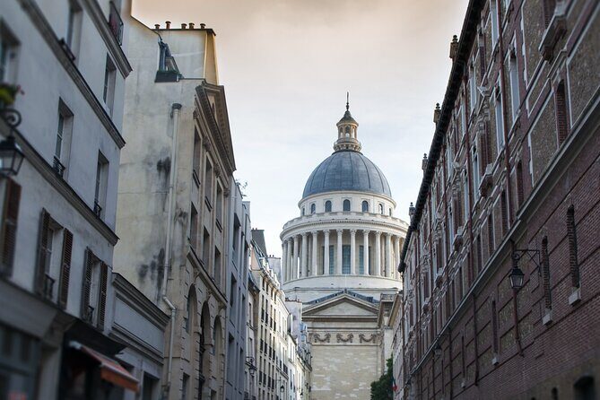 Paris: Left Bank Food & Wine Tour with Latin Quarter Market
