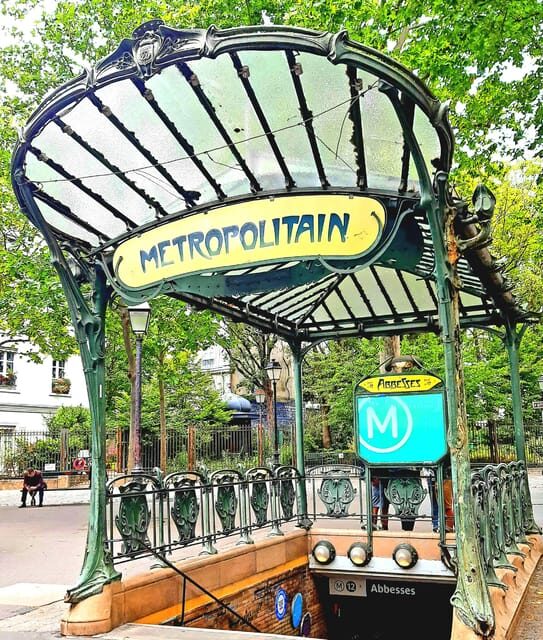 Paris: Montmartre Drawing tour with a local artist - Analyzing the Value: Price and Experience