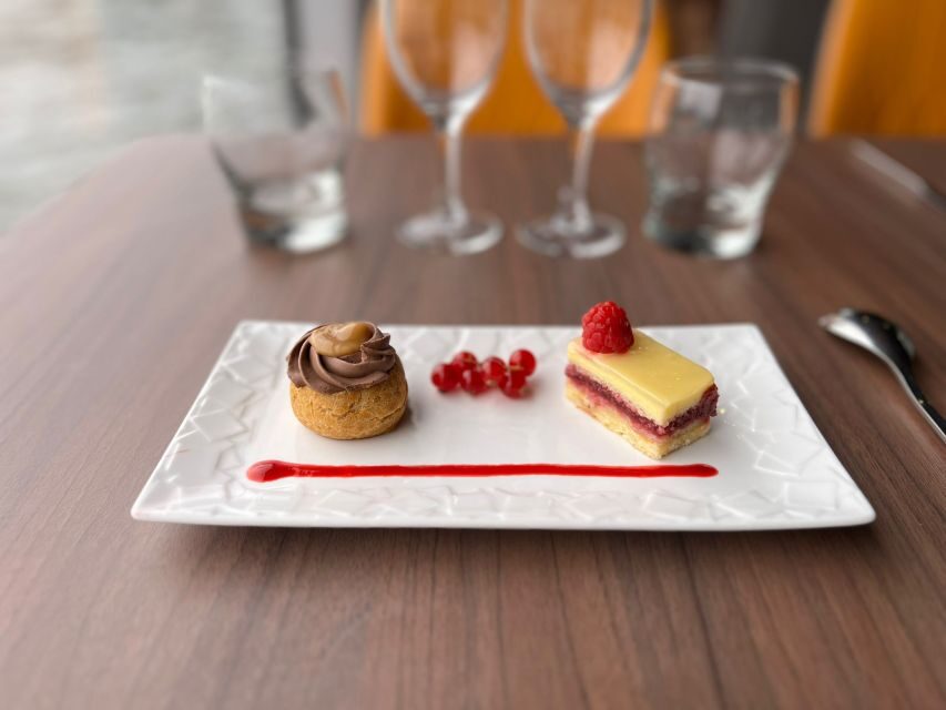 Paris : Seine River Bistronomic Dinner Cruise