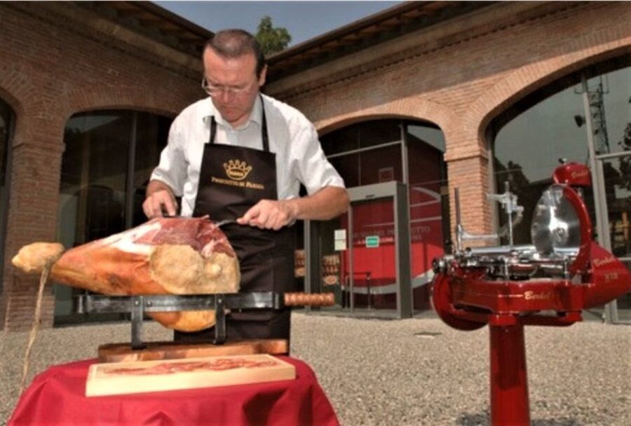 Parma: Parmigiano Production and Parma Ham Tour & Tasting