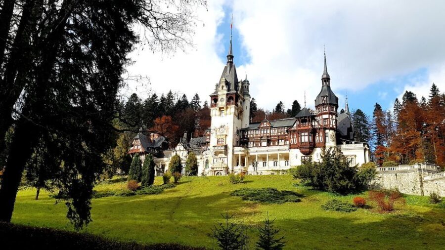 Pele Castle, Bran Castles and Brasov City - Private Tour