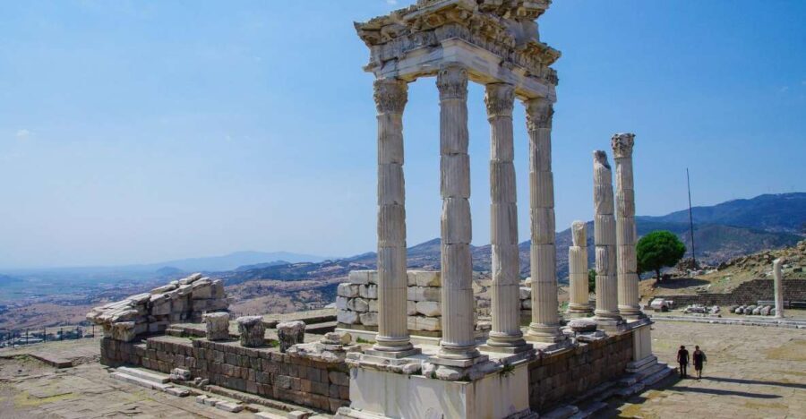 Pergamon Historical Tour in Izmir