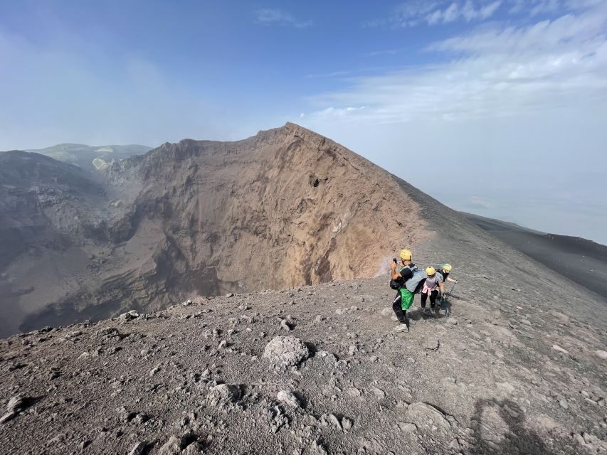 Piano Provenzana: Mount Etna Hiking Trip to 3,300 Meters