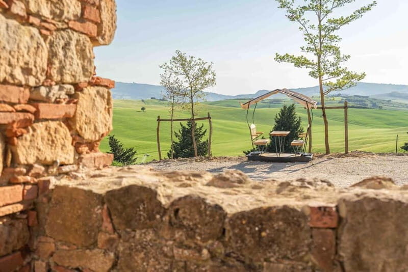 Pienza: guided tasting of Orcia DOC wine and organic EVO oil