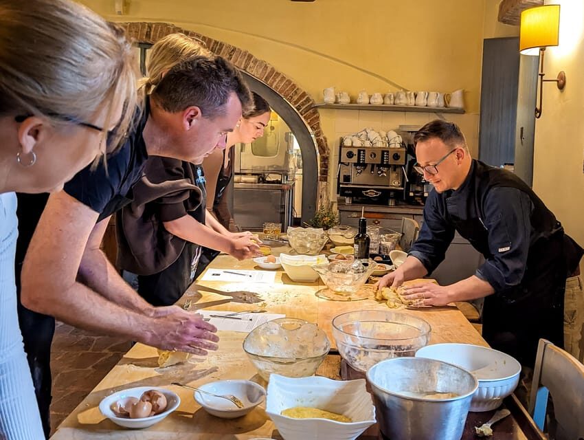 Pienza: Tuscan Cooking Class of Homemade Pastas and Cantucci
