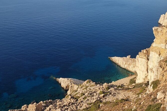 Poly's Island Guided Tour in Folegandros