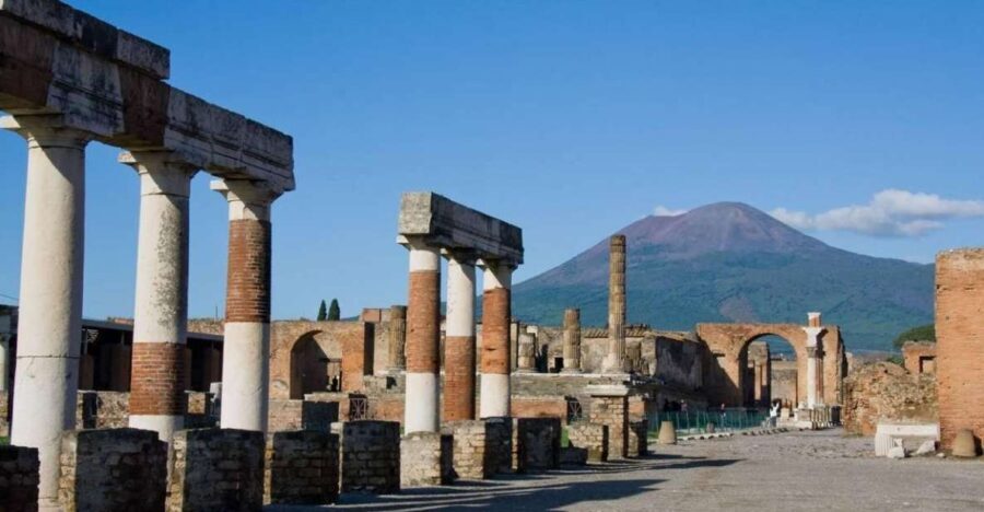 Pompeii: 2-Hour Walking Tour with professional guide - Exploring Pompeii: What to Expect from the Tour