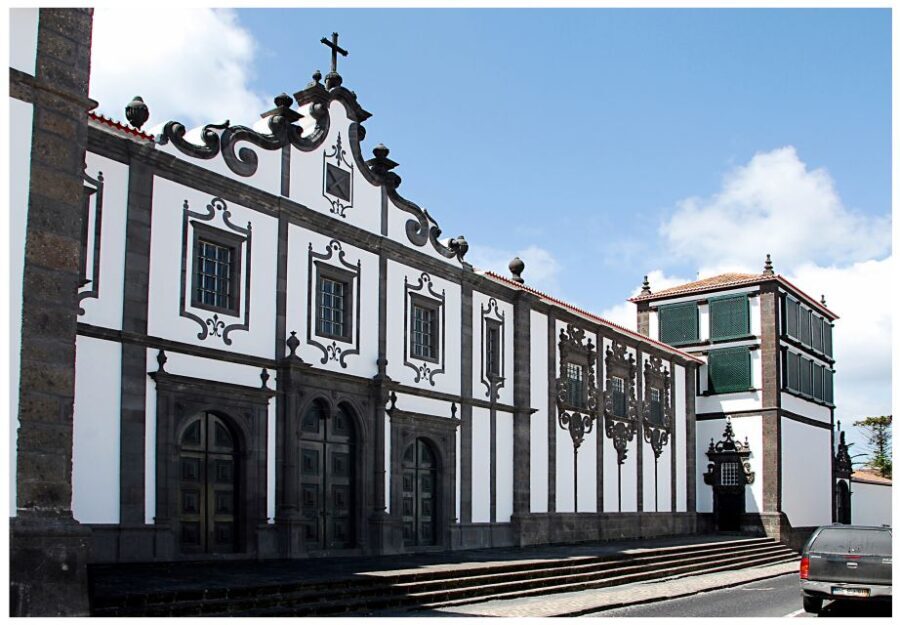 Ponta Delgada: Historical Walking Tour
