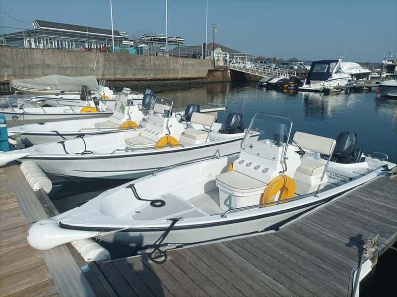 Poole Harbour: Self Drive Boat Hire with Poole Boat Hire