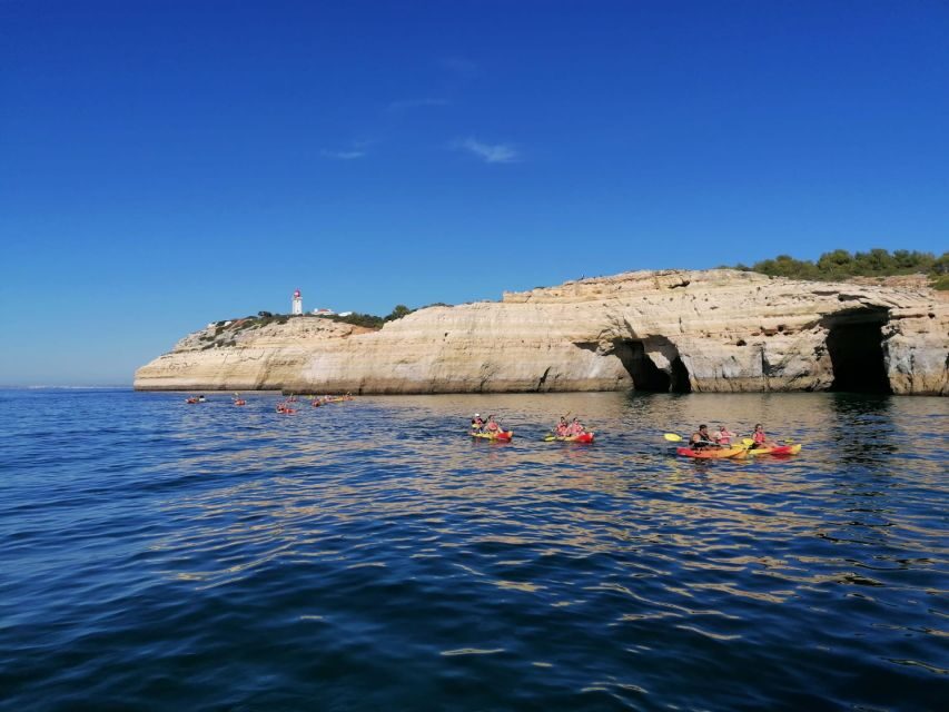 Portimão: Kayak Tour of Benagil Caves