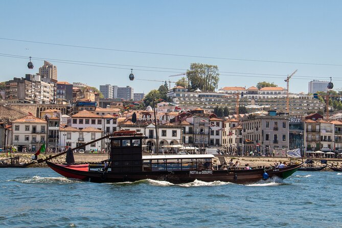 Porto Six Bridges Panoramic Cruise on the Douro River - An In-Depth Look at the Experience