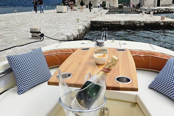 Private 2 hour Speedboat Tour Our Lady of the Rock and Perast