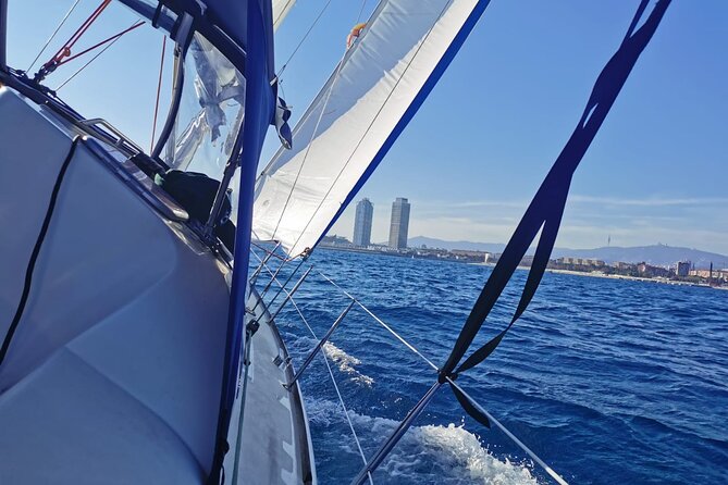 Private 2-Hour Tour of Barcelona on a Sailboat - Who Is This Tour Perfect For?