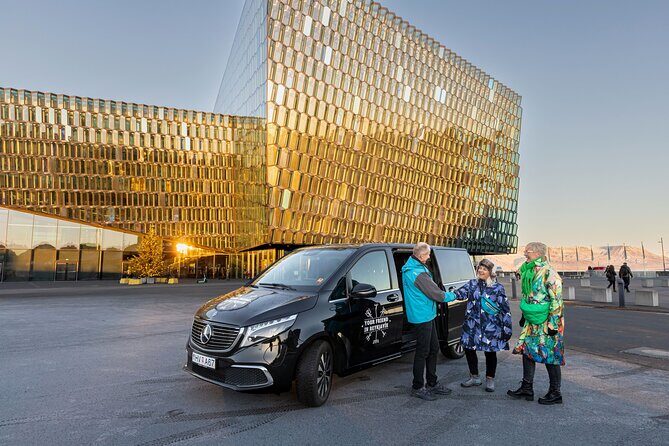 Private 3 Hours Tour with Airport Transfer in Reykjavik