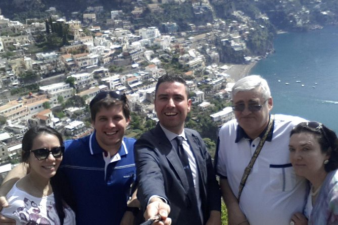 Private Amalfi coast tour and Sorrento coast up to 8 passengers - Key Points